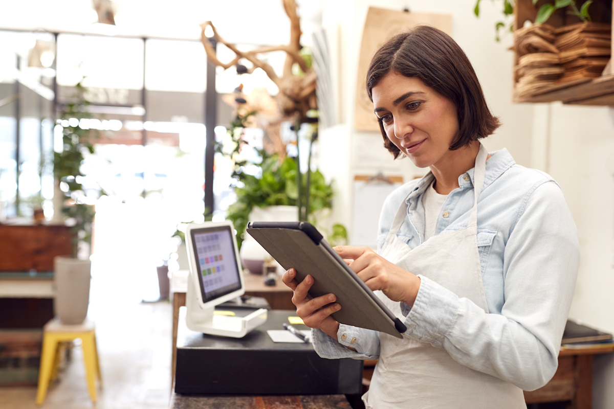 14 examples of digital technology in retail stores